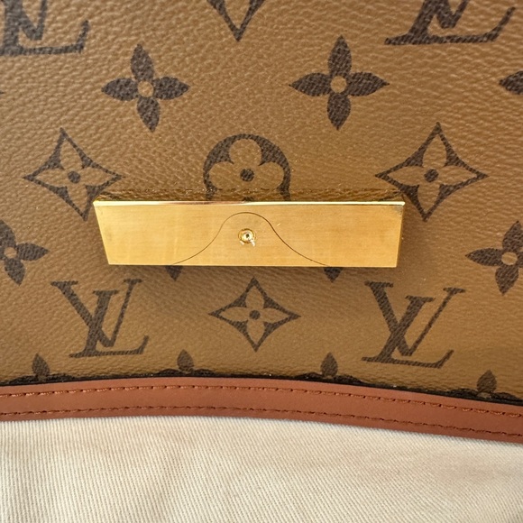Louis Vuitton | Bags | Louis Vuitton Monogram Crossbody Bag | Poshmark